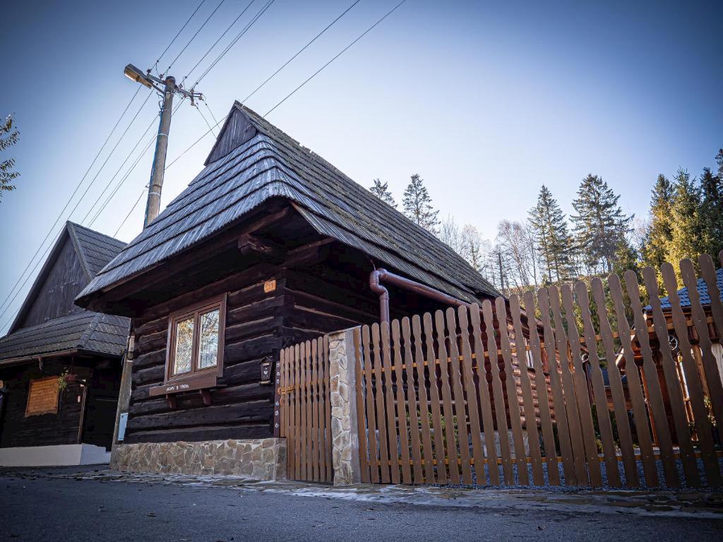 Zážitkové chaty Malé Borové