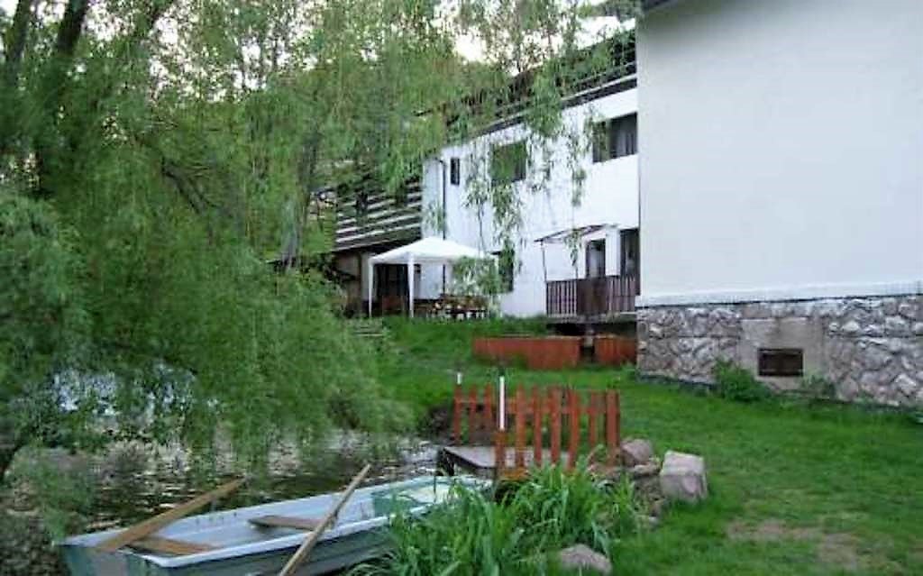 Ubytování Motobydlo - Hronov