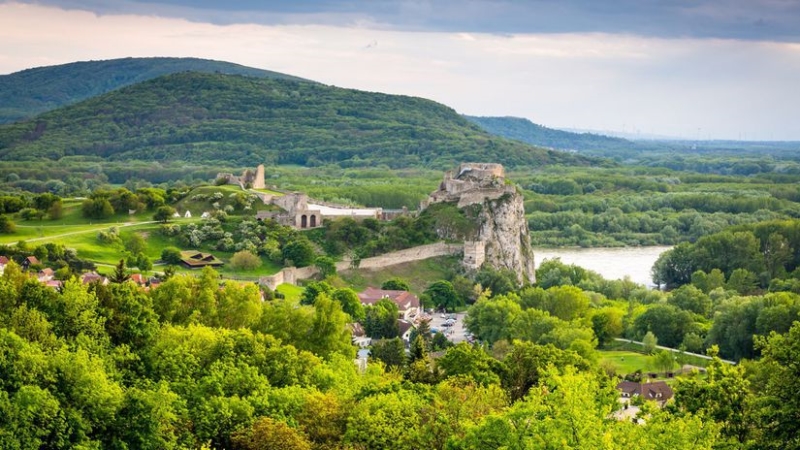 Národné parky a chránené územia Bratislava a okolie