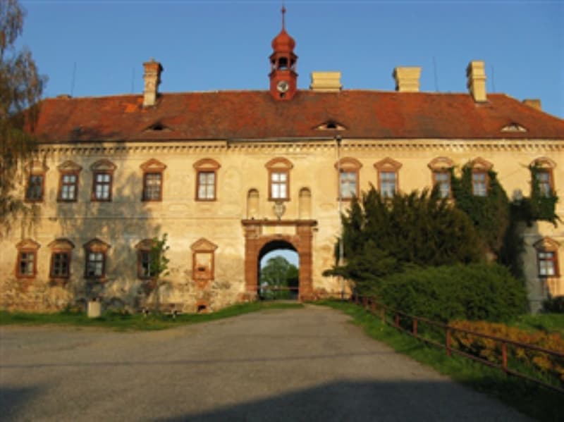 Ubytování Zámek Rataje nad Sázavou