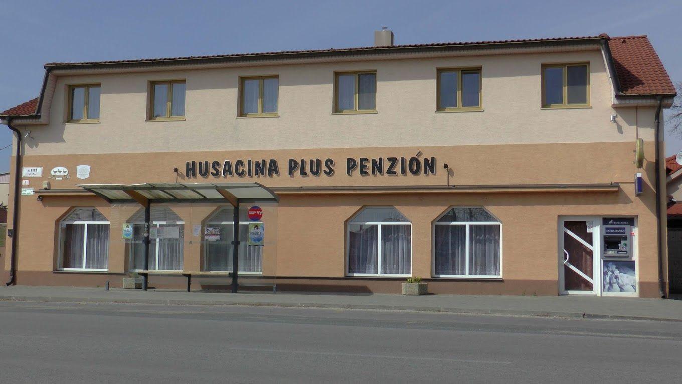 Husacina Plus penzión - Slovenský Grob