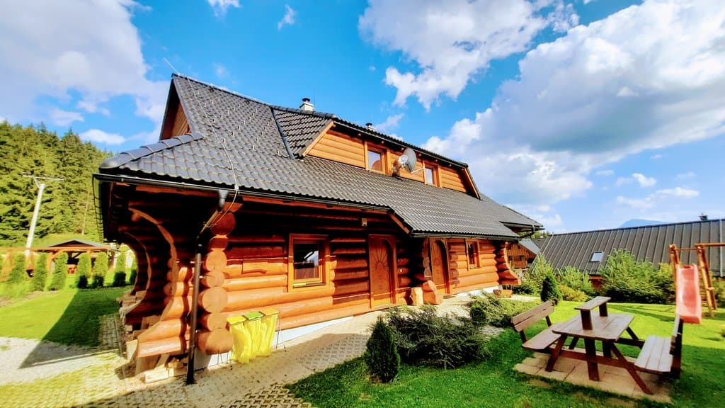 Chata Alpina na Kubínskej Holi - Dolný Kubín