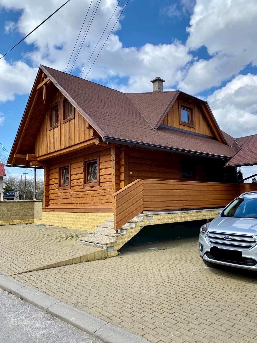 Zrub Karin - Košecké Podhradie