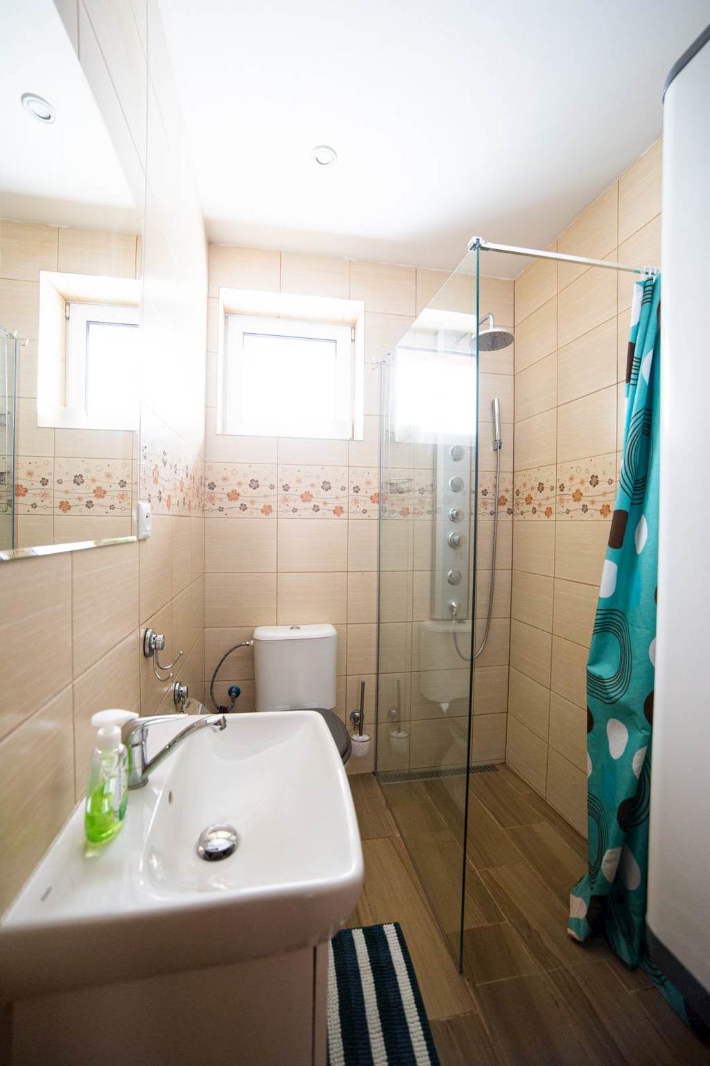 Domčeky Sabinka a Melinka - Valča