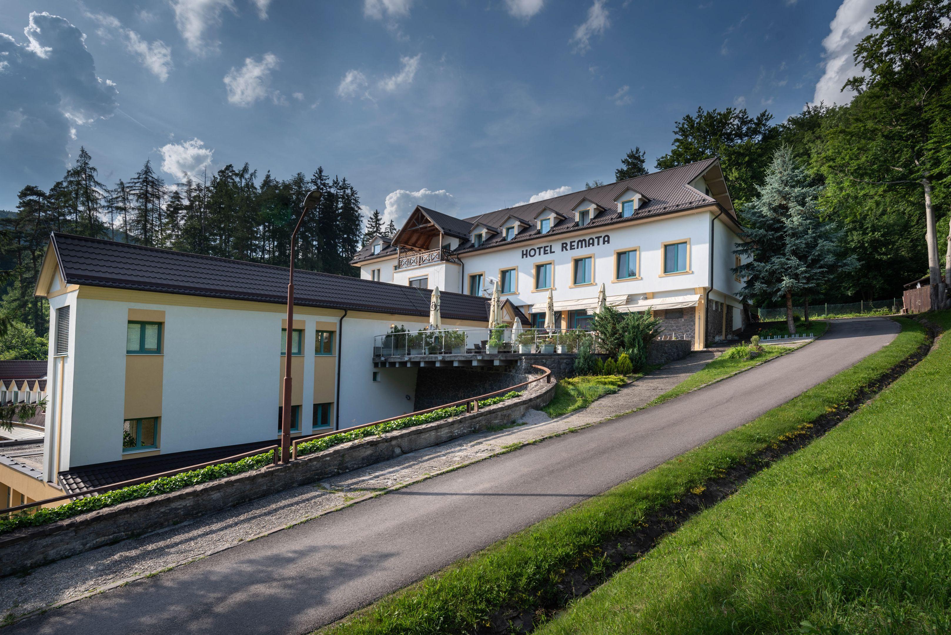 Horský Hotel Remata - Ráztočno