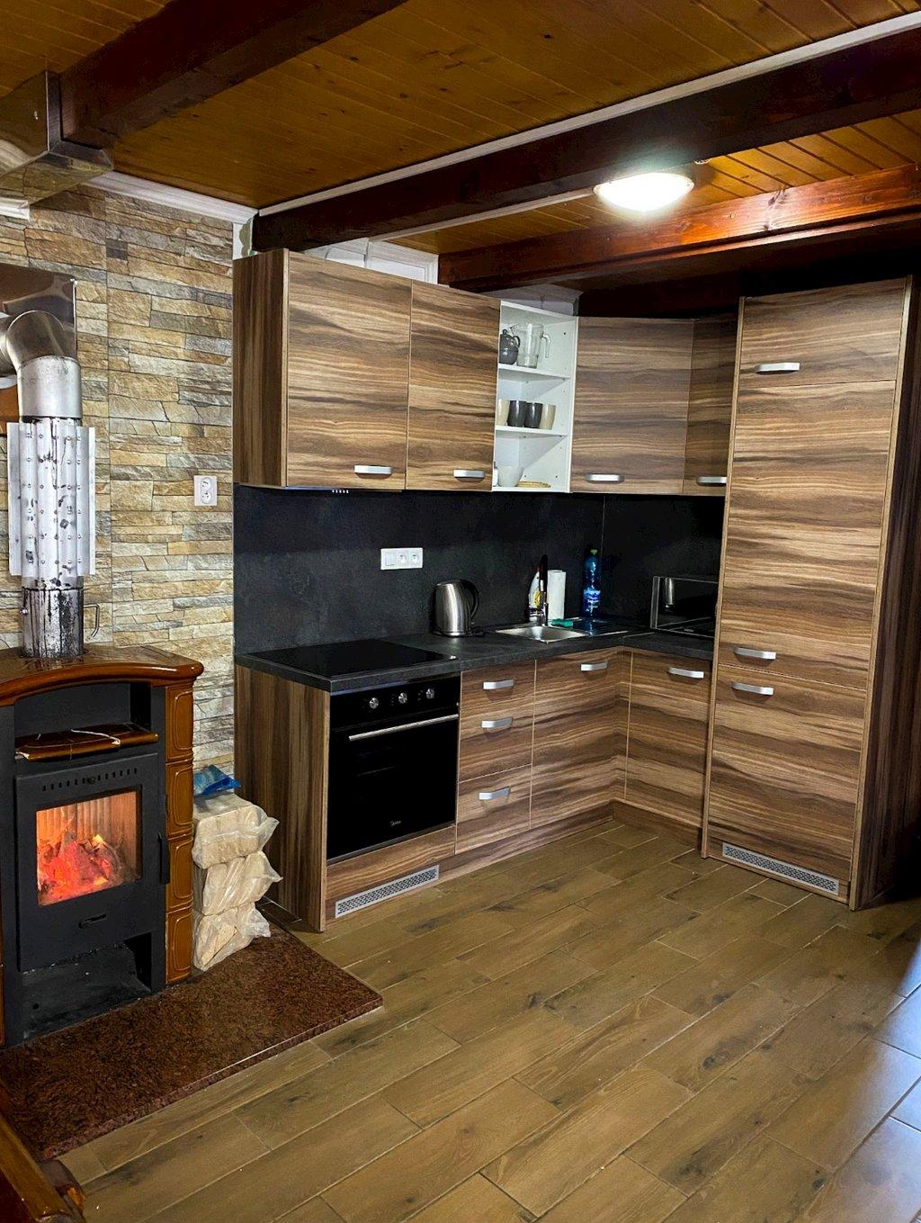 Chaty Tri groše - Slanická Osada