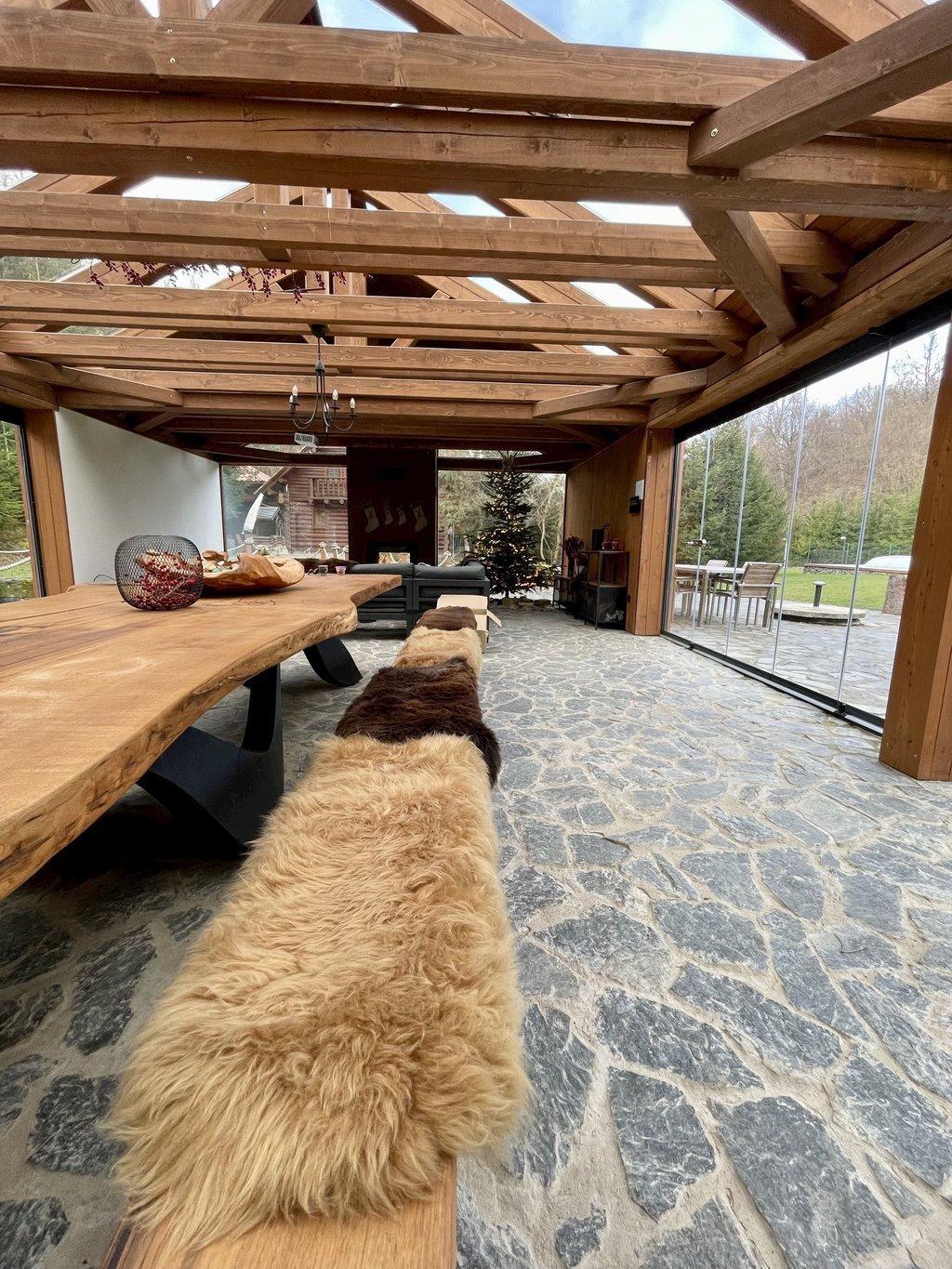 Zrub Karin - Košecké Podhradie