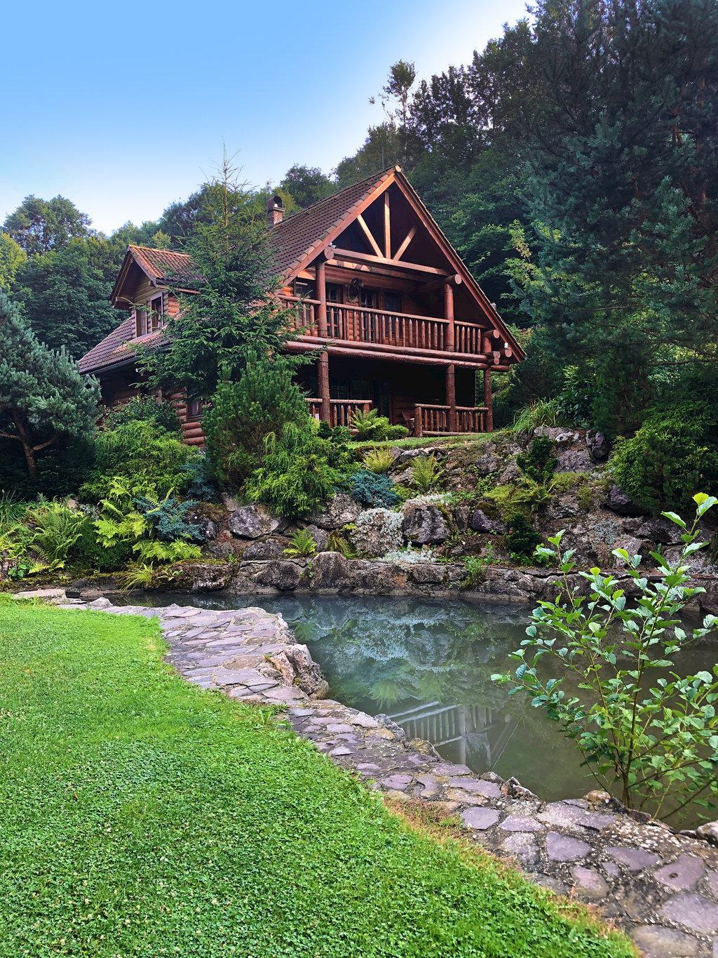 Zrub Karin - Košecké Podhradie