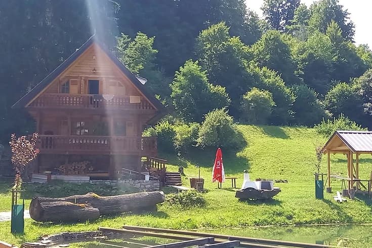 Ubytovanie pri lese Termálne kúpalisko Vodný svet - Bojnice